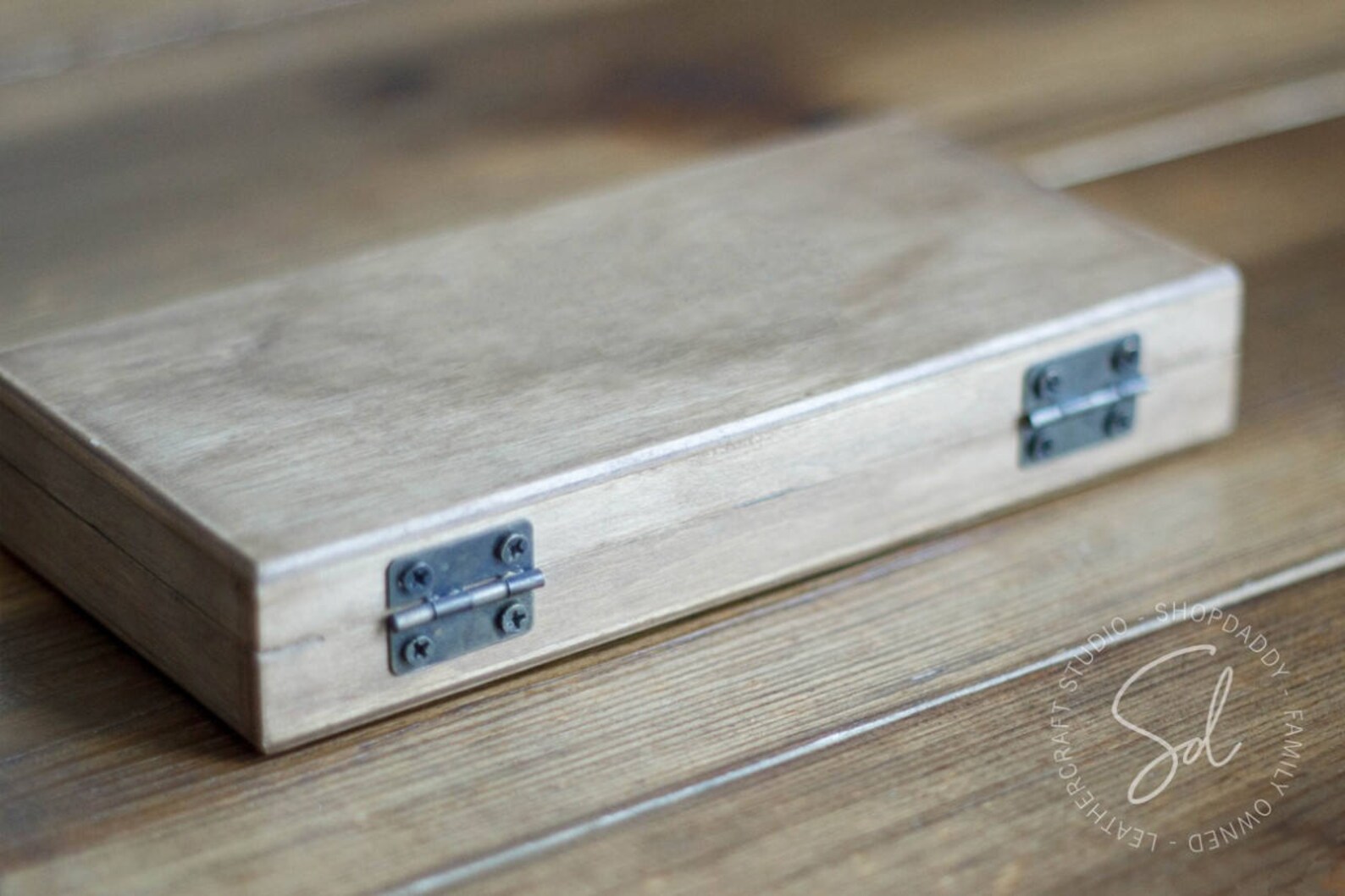 Wooden Check Presenter Box: Custom Bill Holder With Logo for Restaurant ...