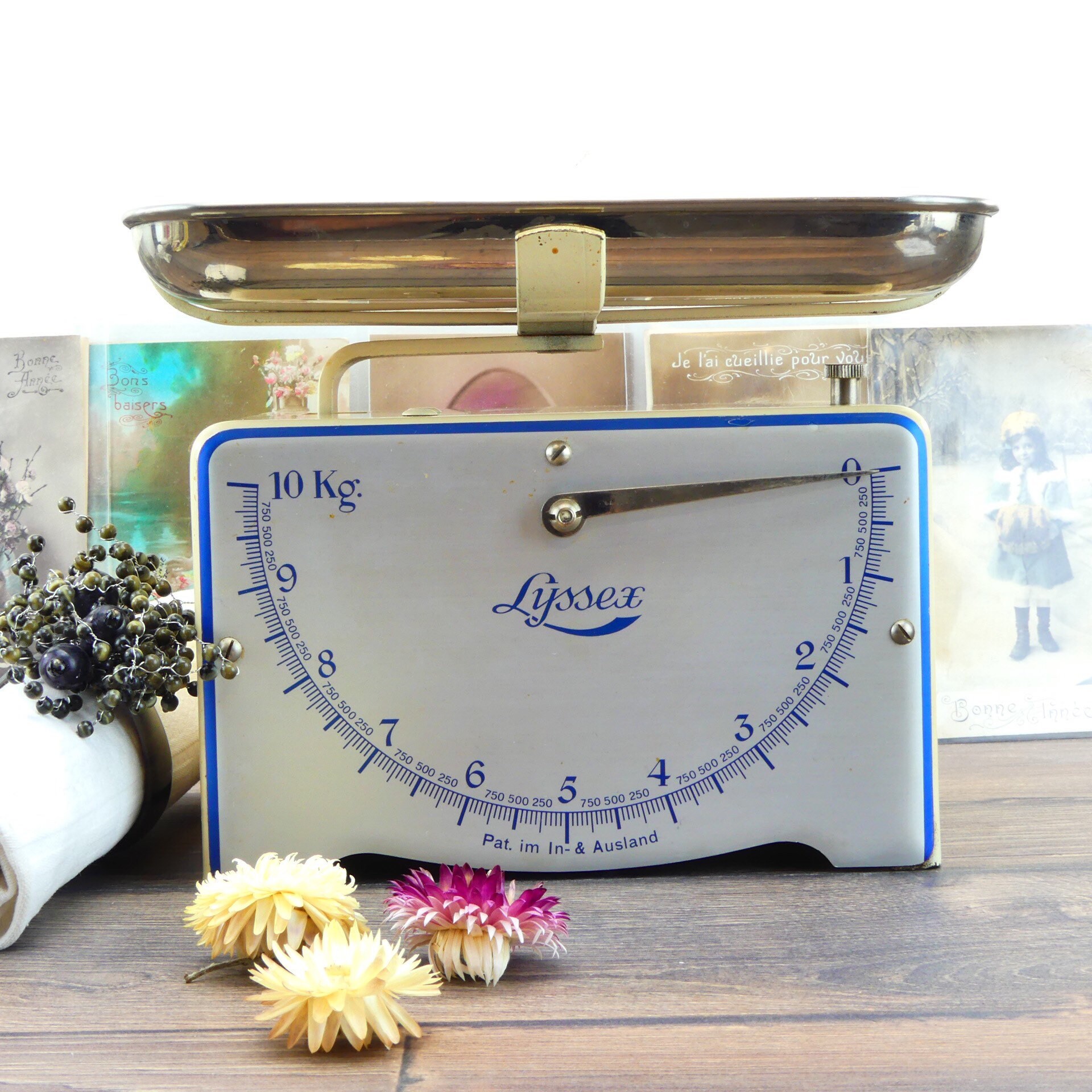 Old kitchen scale Lyssex 1940-1950s - vintage - old vintage kitchen ...