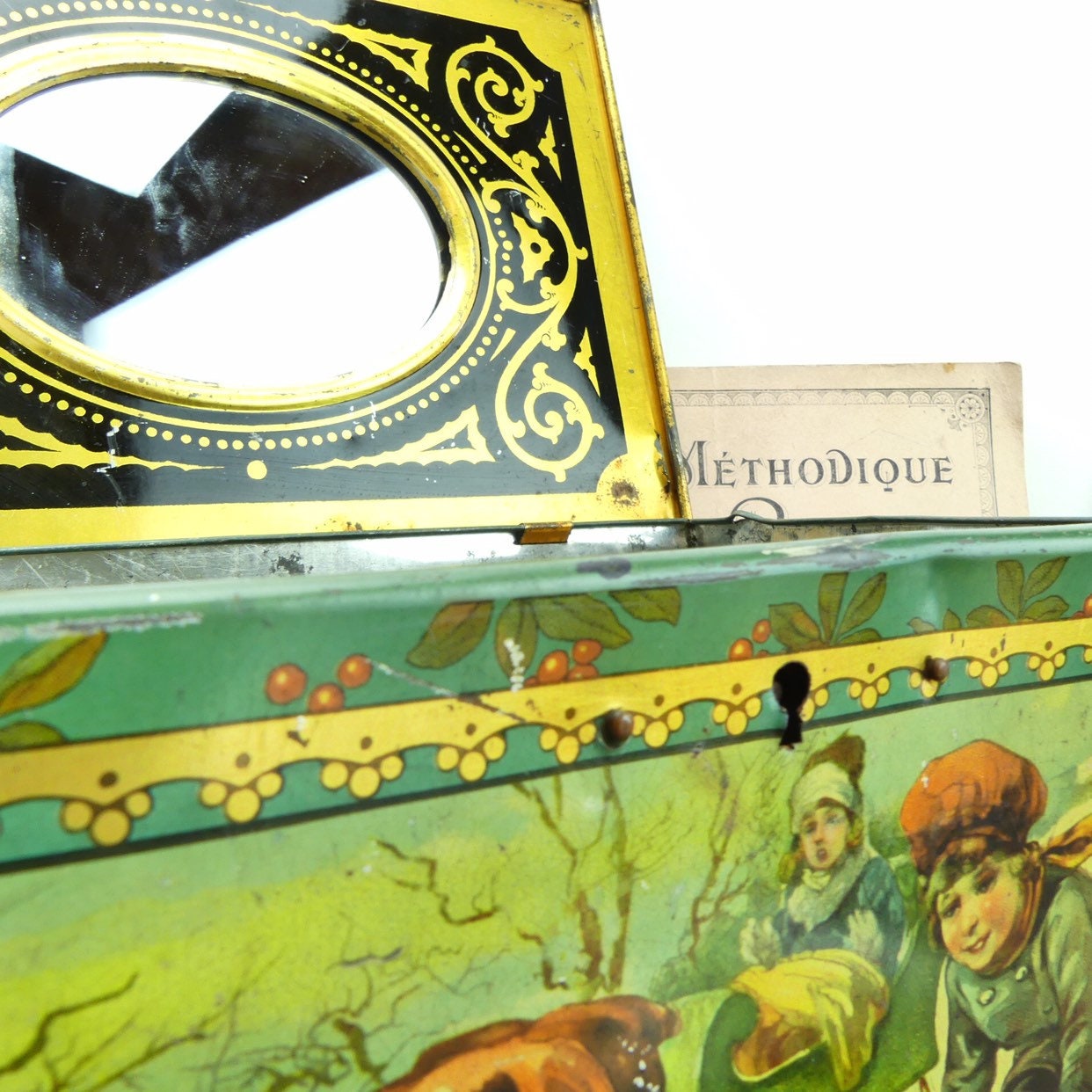 Cookie box 1920 children and Christmas décor, Shabby Chic box in old ...