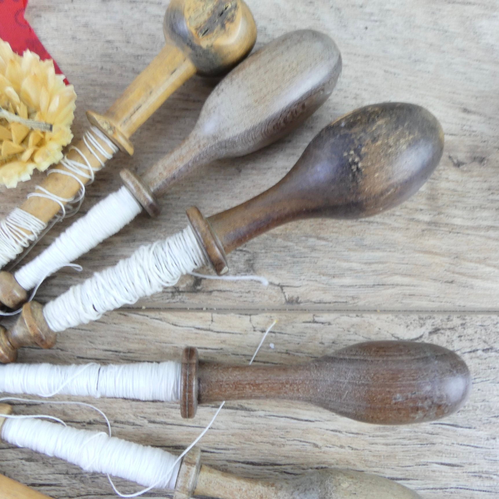 Wood spindles - Antique spindles - Wooden bobbin - Wooden spools - Lace ...