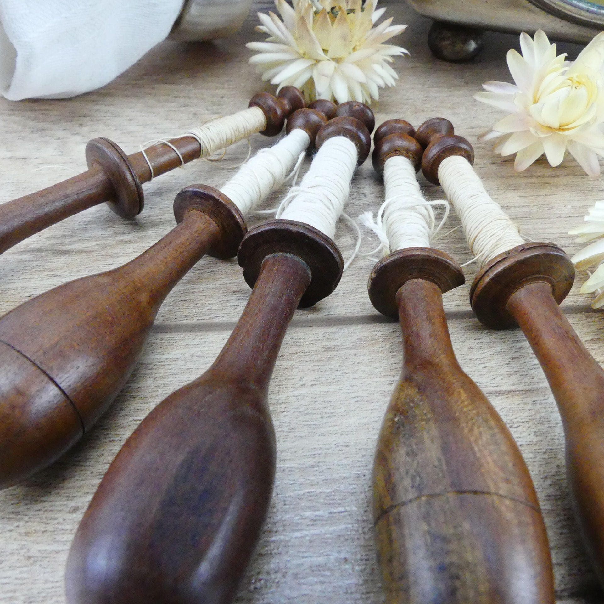 Wood spindles - Antique spindles - Wooden bobbin - Wooden spools - Lace ...