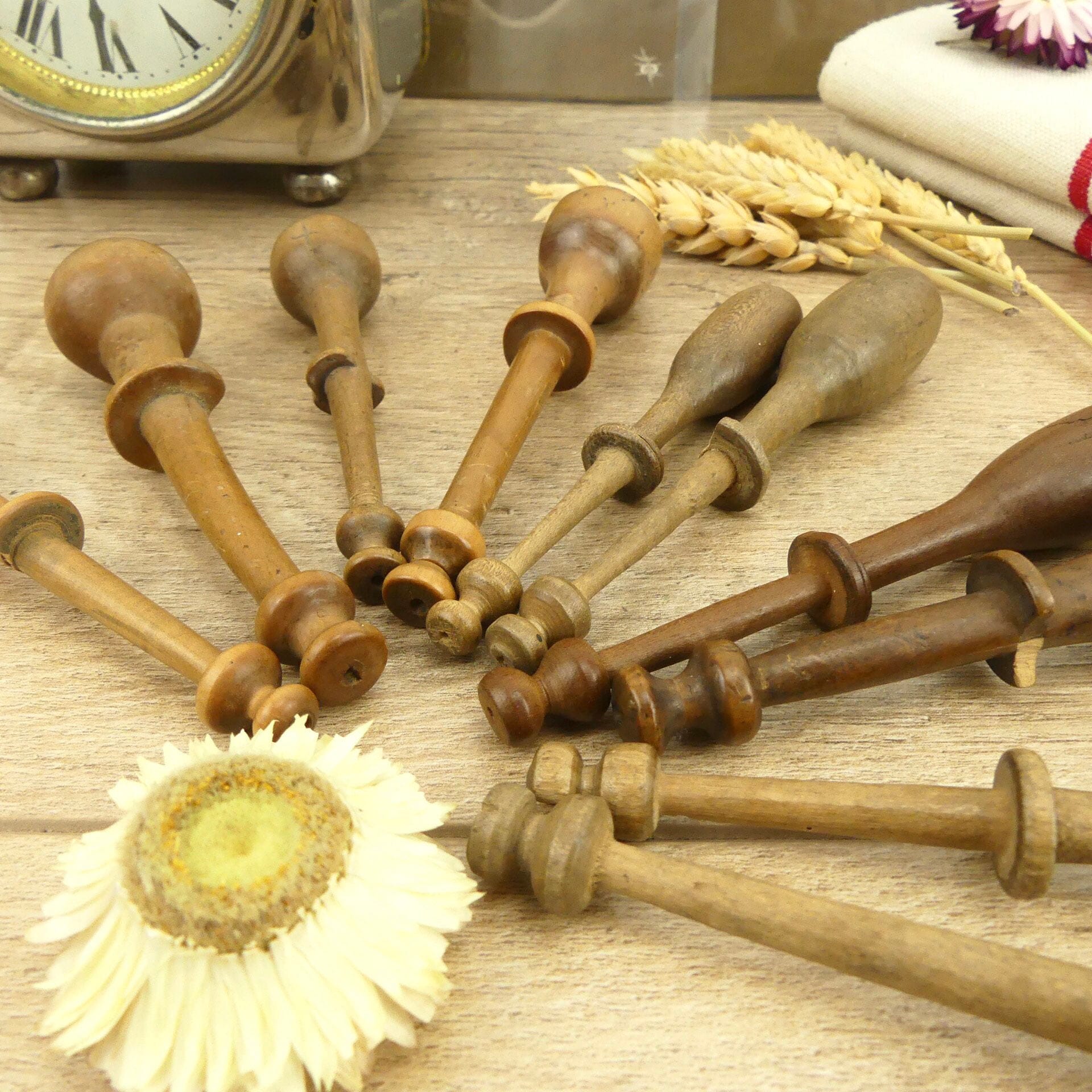 Spindle wooden - bobbin lace - cotton reels - coils loom - spindle ...