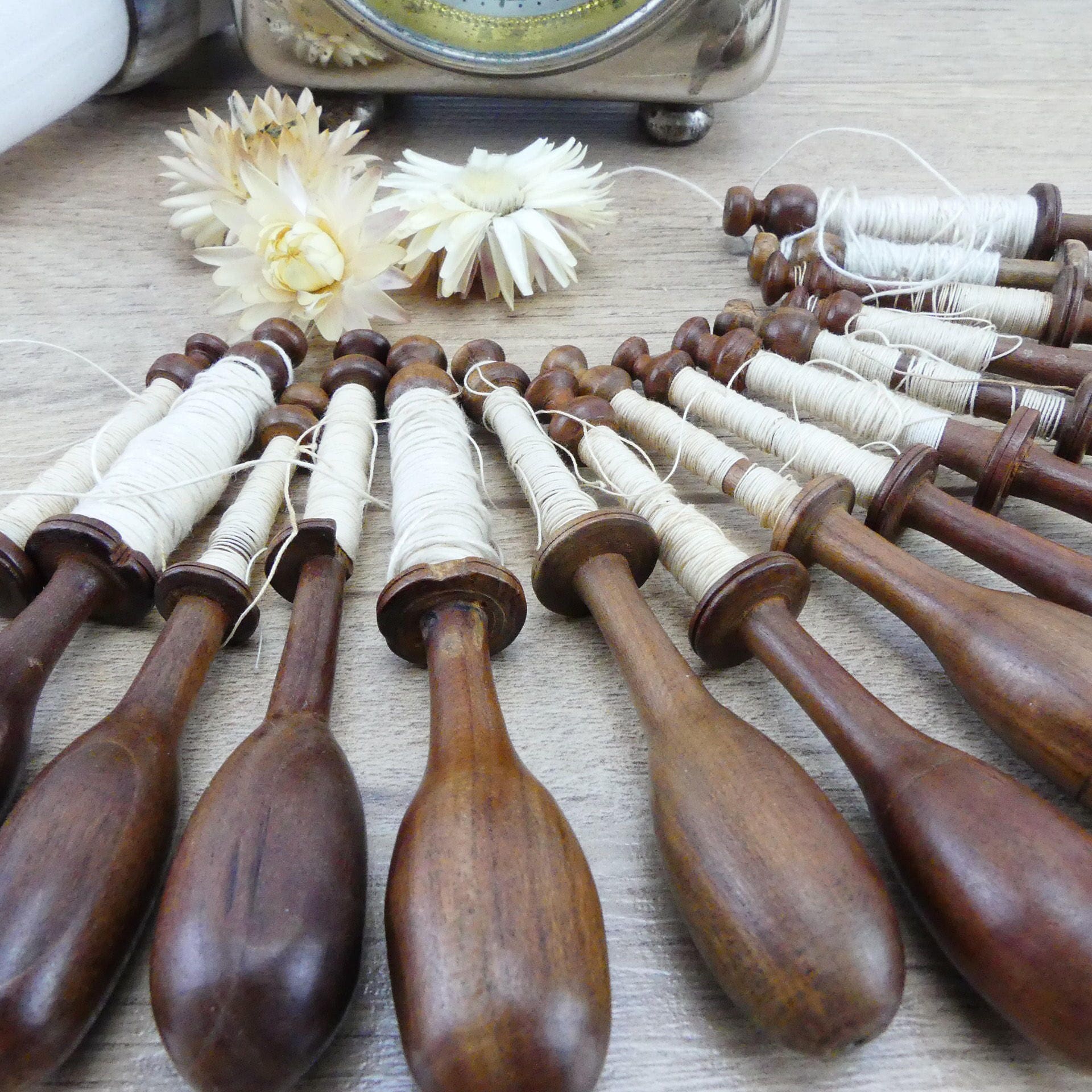 Wood spindles - Antique spindles - Wooden bobbin - Wooden spools - Lace ...