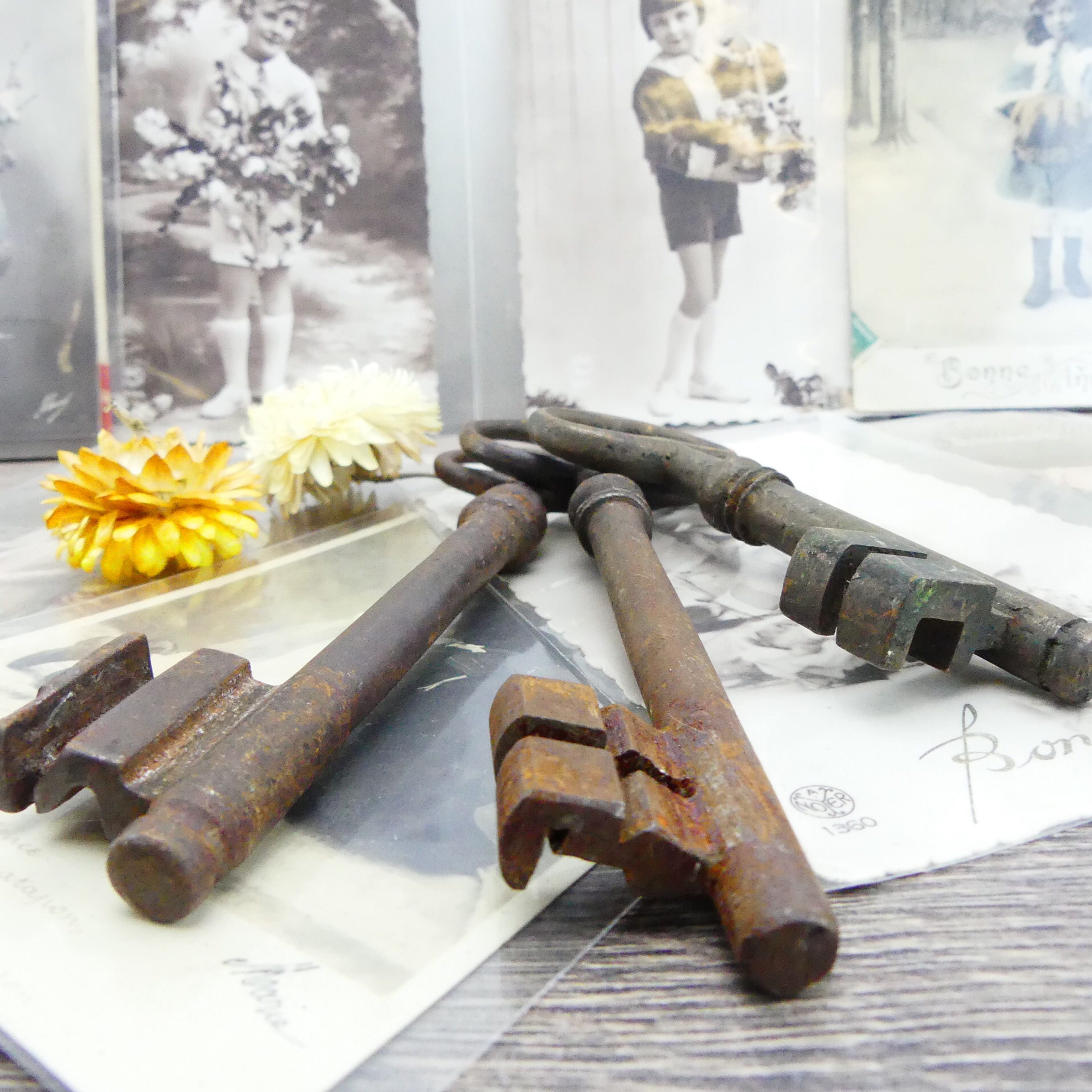 Large keys - Set of 3 keys - 18th Century - Old keys - French keys ...