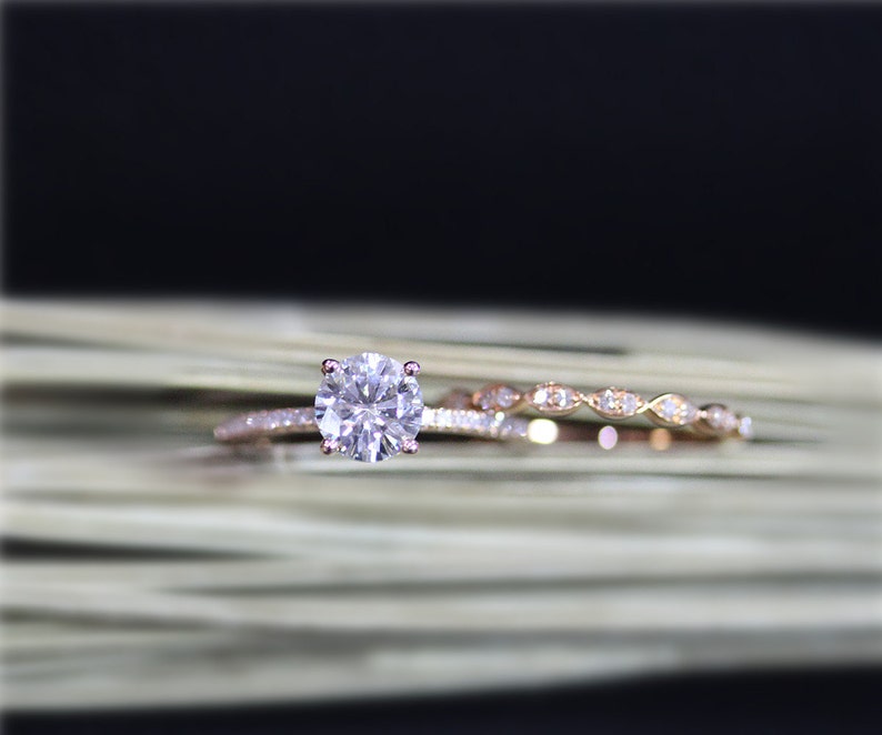 Charles and Colvard 1ct Brilliant Moissanite Engagement Ring - Etsy