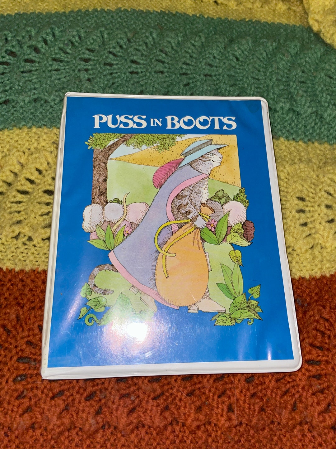Puss and Boots Read Along Book and Tap - Etsy