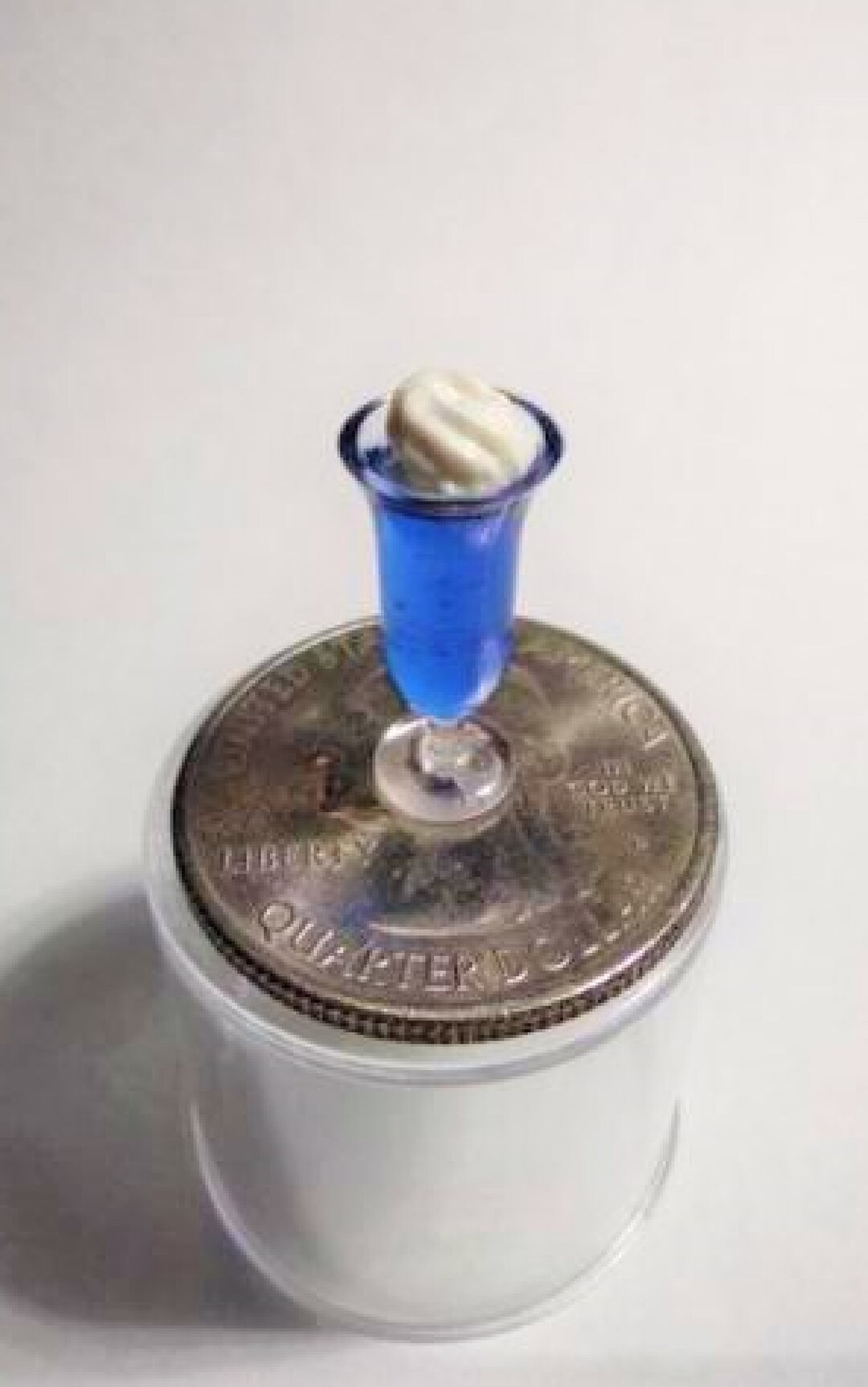 Miniature Blue Jello Gelatin / 1:12 Scale Realistic Miniatures ...
