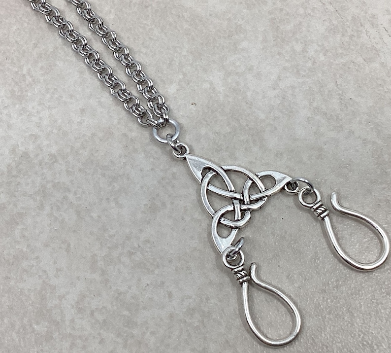 Double Hook Celtic Trinity Knot Portuguese Knitting Necklace, Gift for ...