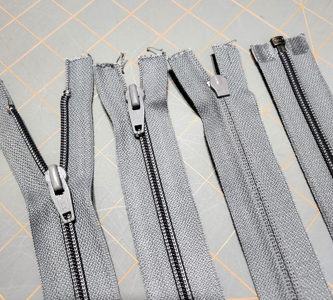 Separating Zippers Sold by the Lot by Color. YKK and Vision YKK. - Etsy