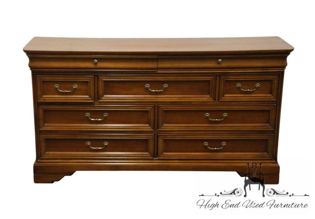 LEXINGTON FURNITURE Chez Michelle Collection Cherry Contemporary ...