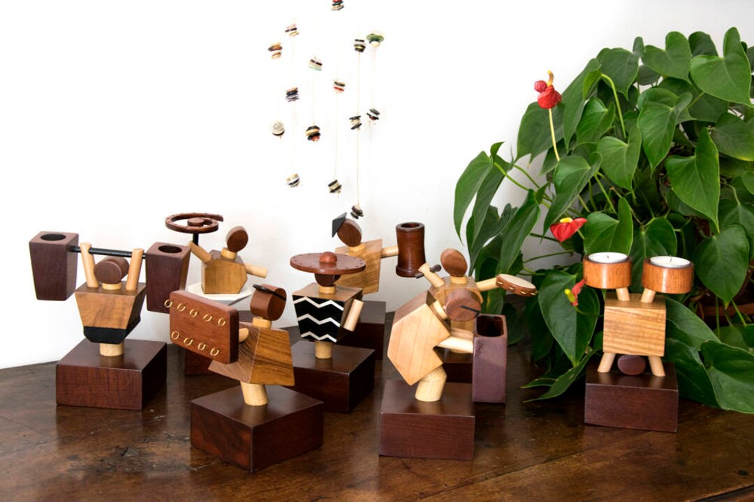 Wood Carvings. Design Made in Italy. Figurines for Handmade Objects ...
