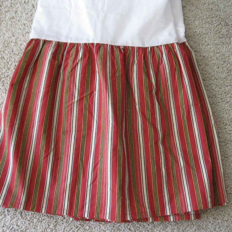 Dust Ruffle Queen - Etsy