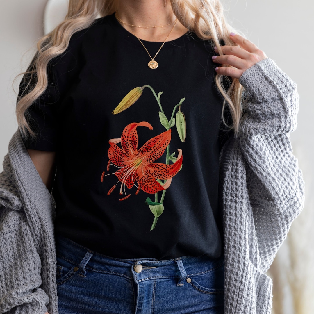 Tiger Lily Tshirt, vintage lily shirt, Women's Botanical shirt, boho t ...