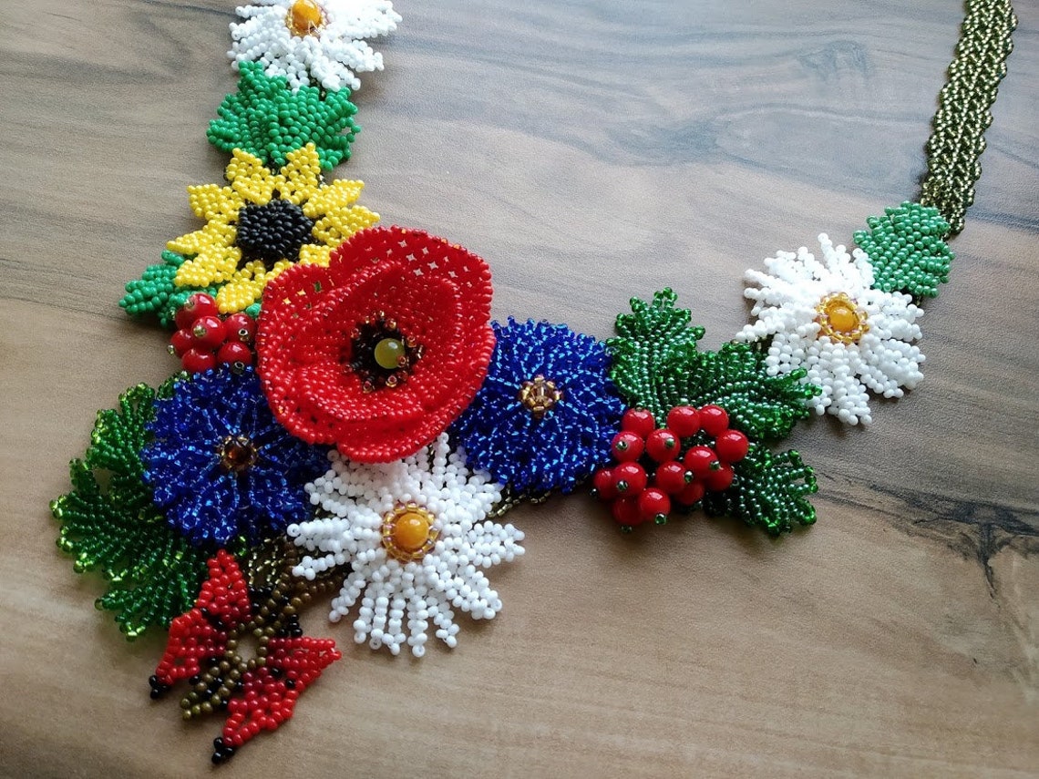 Ukrainian jewelry. Beaded necklace. Amazing Summer | Etsy