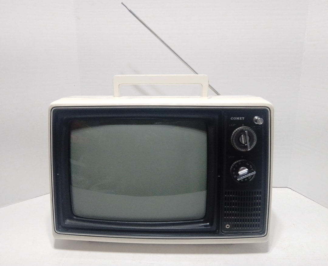 1977 | Vintage Retro Comet B&W Cathode Ray Tube Television Model 12 DBT ...