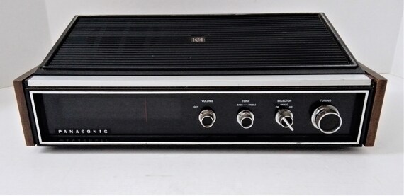 Vintage 1970s Panasonic Table Radio AM FM Wood Grain Radio | Etsy