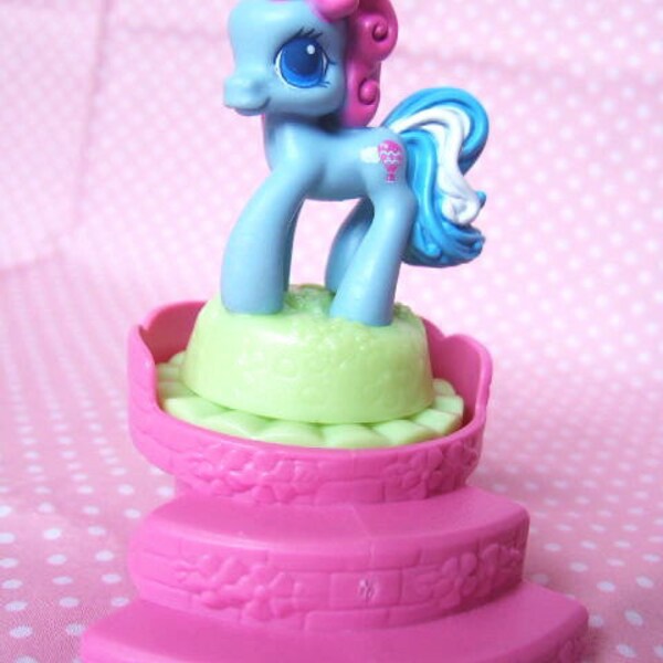My Little Pony Ponyville - Etsy