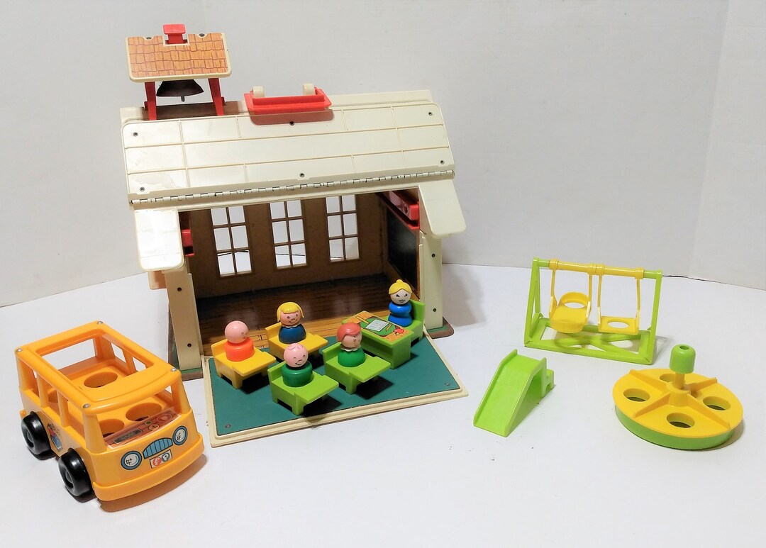 Vintage Fisher Price 1971 Little People 923 Play Family School With ...