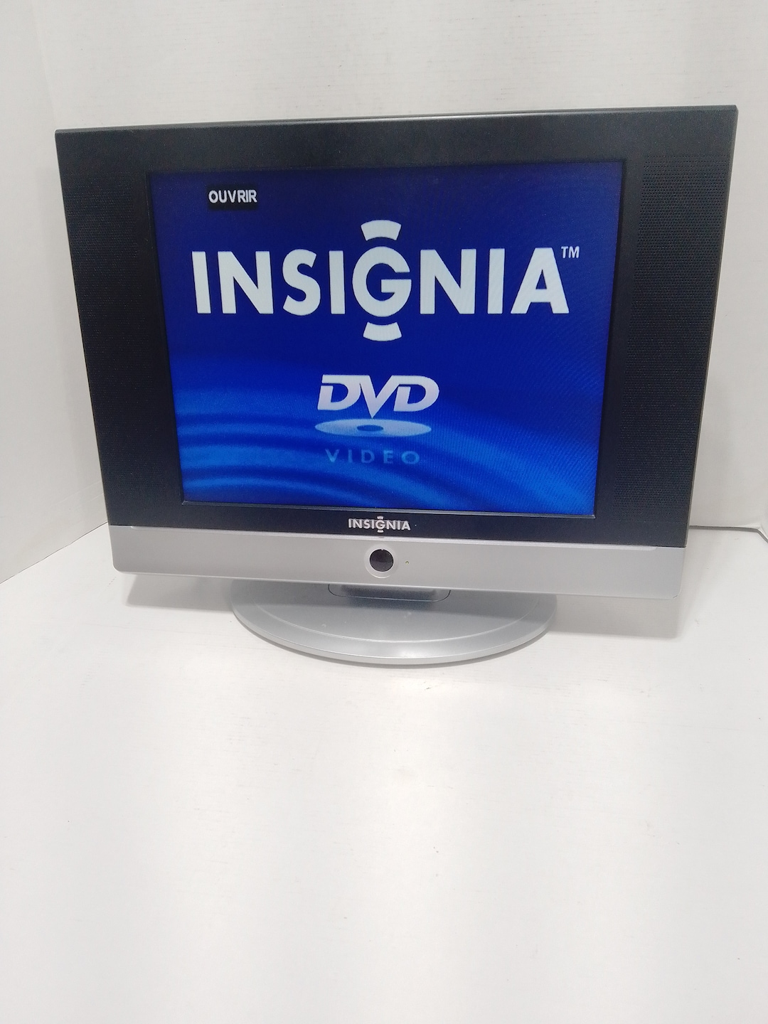 TV/DVD Insignia Combo 15 Inch for Retro Gaming Computer Monitor or ...