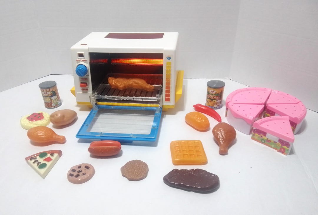 Vintage 1987 Fisher Price Golden Glow Toaster Oven Model 2117 Rare With ...