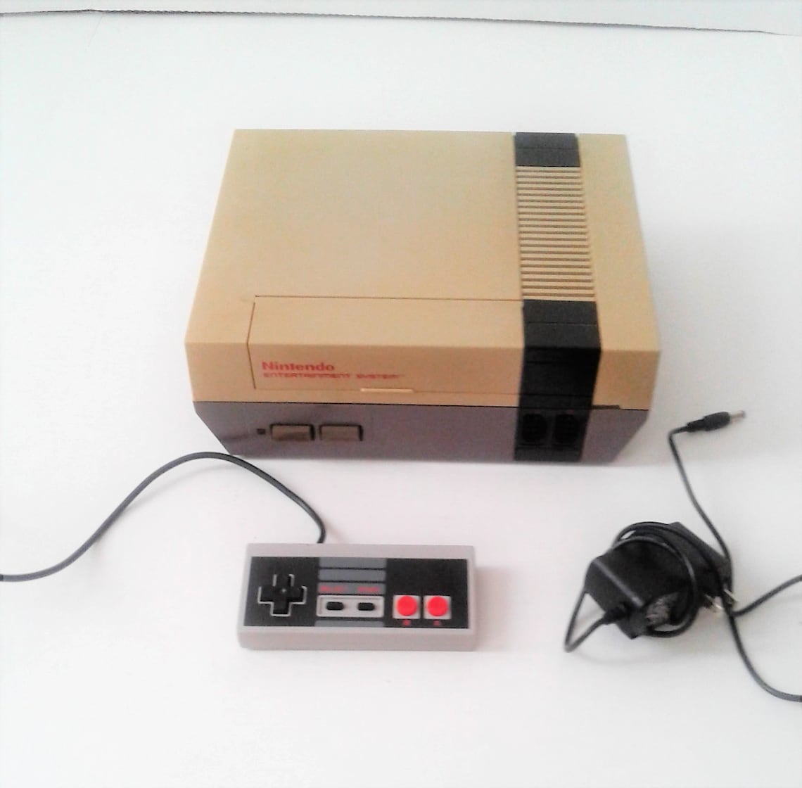 Vintage Nintendo Nes 8 bit system console with one controller | Etsy