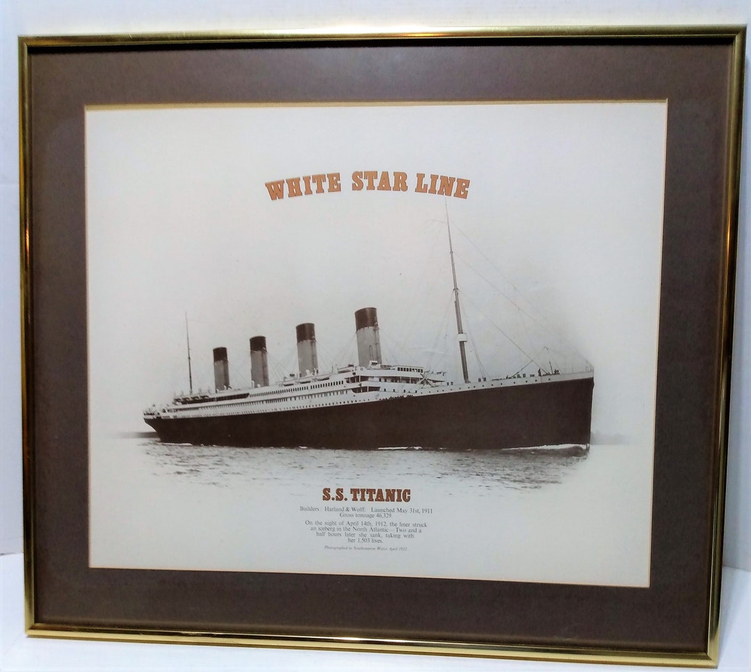 Titanic Historical Picture in Frame Southampton on April 10, 1912, Wall ...