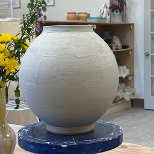 Colorama, Handmade Ceramic Vase, Moon Jar CVOC4CLR32 - Etsy