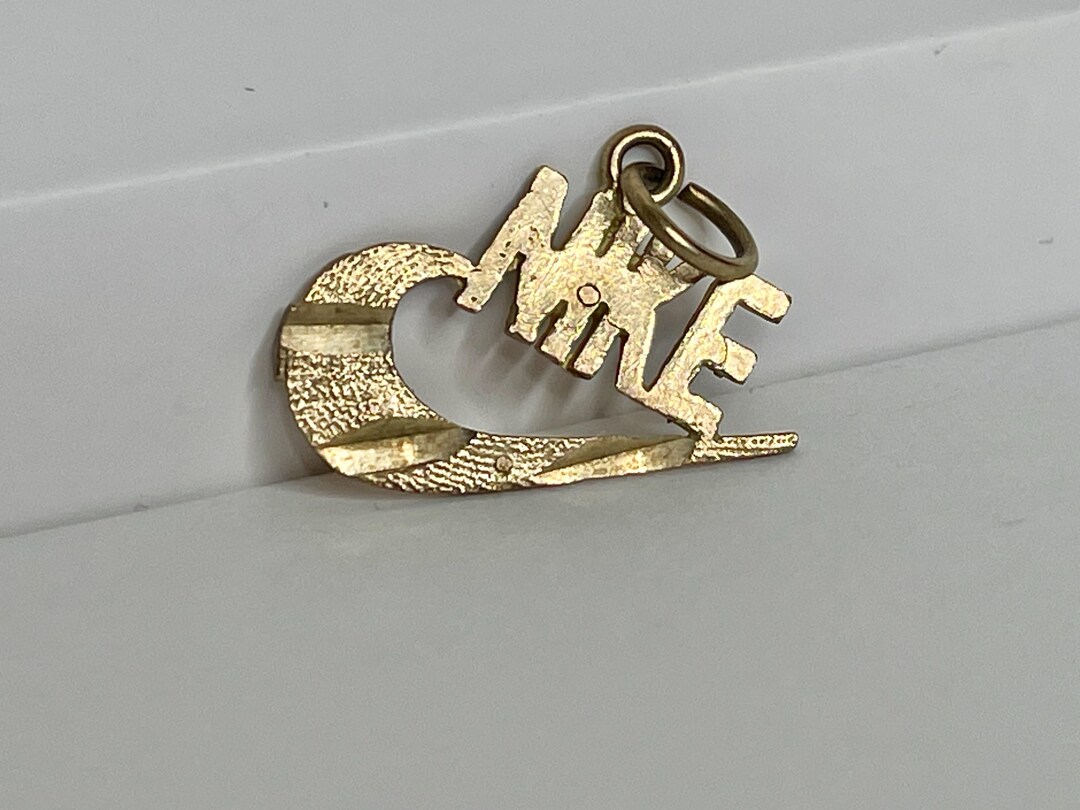 Nike Charm 10k Gold Pendant 90s Sports Athletic Necklace Trend Jewelry ...