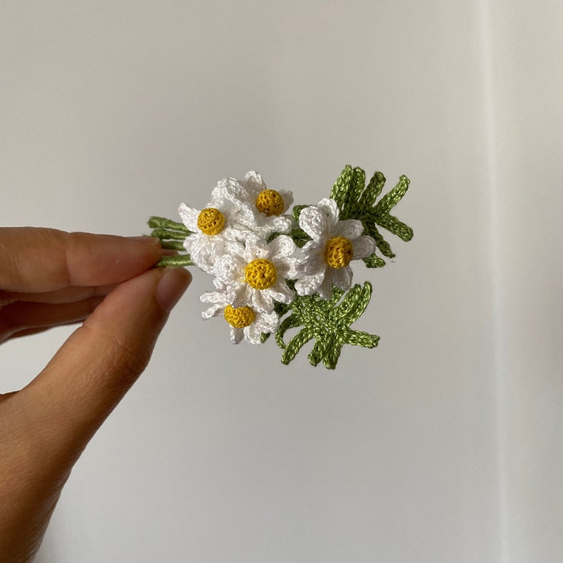 Special Miniature Crochet 5 Daisies Brooch, Stump Crochet Brooch ...