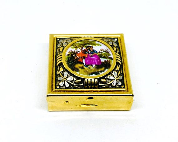 Vintage Pill Box, Victorian Pill Box, Hinged Pill box… - Gem