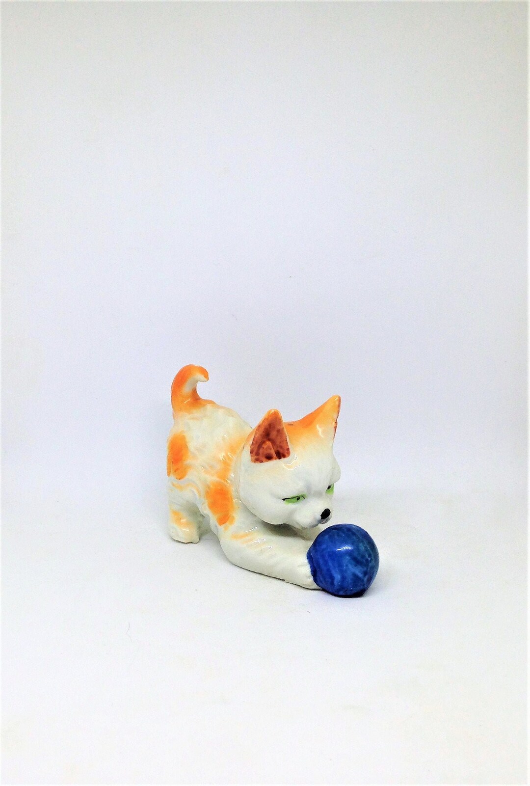 Vintage Cat Figurine, Japan Cat With Ball, Tabby Cat Statue ...