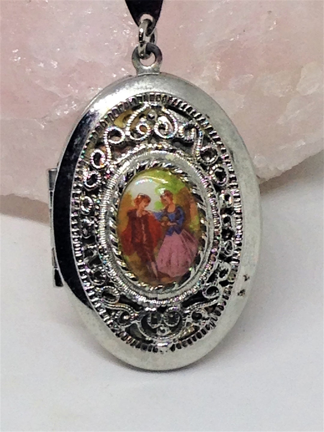 Vintage Victorian Couple Locket: Silver Filigree Keepsake Necklace - Etsy