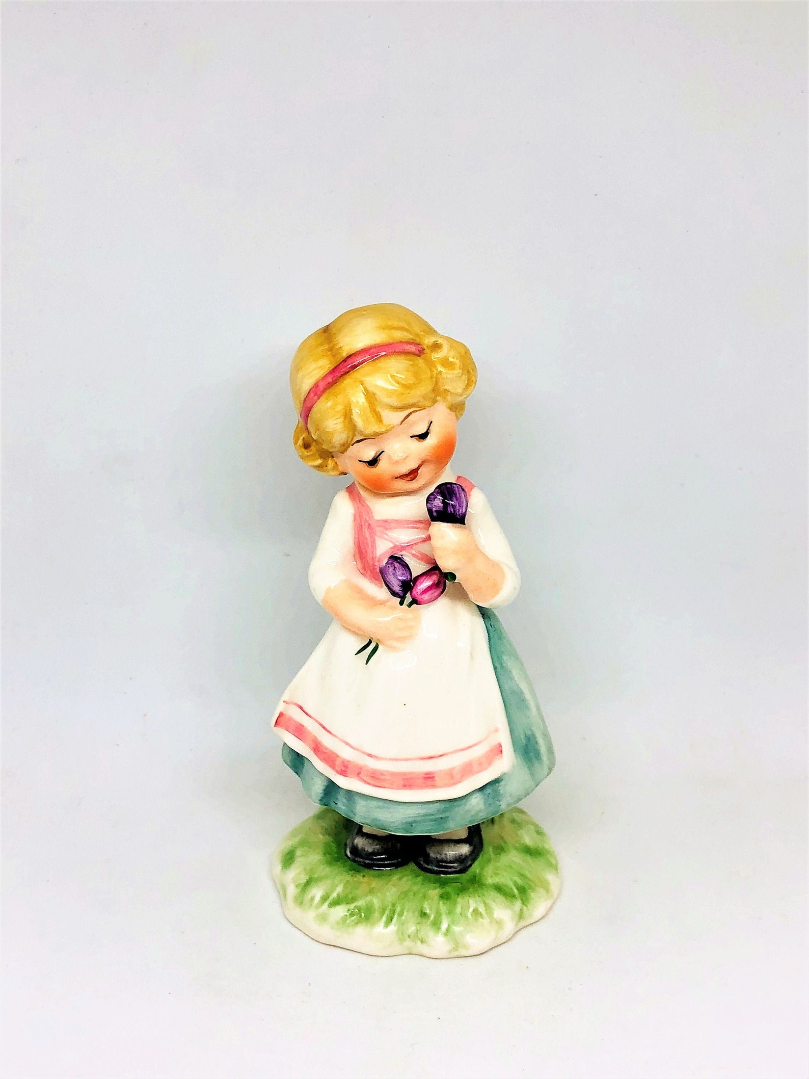 Vintage Goebel Girl Firgurine W Germany Figuirne Young Girl - Etsy