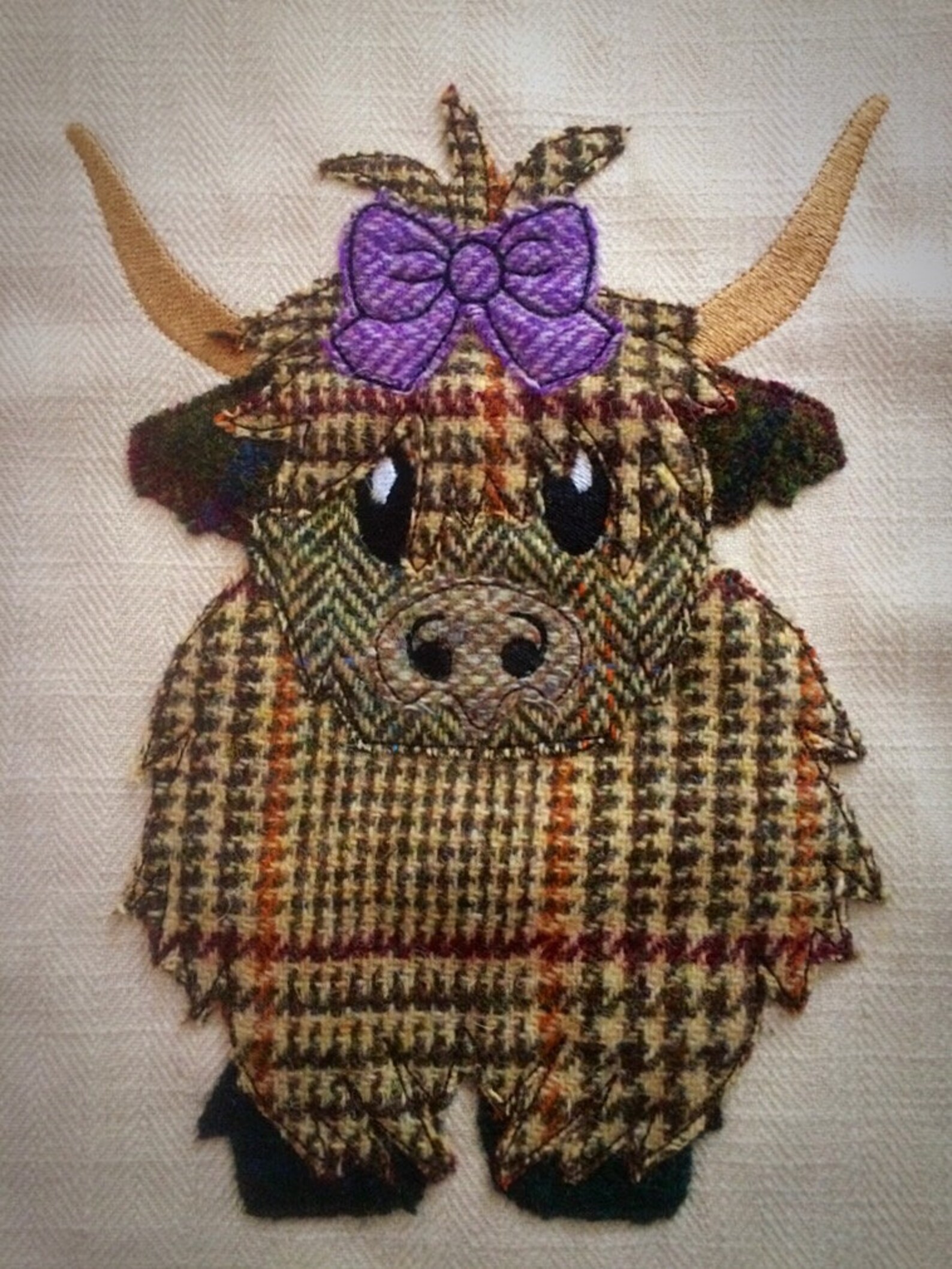 Heather Highland Cow in the Hoop Applique Embroidery Machine - Etsy Canada