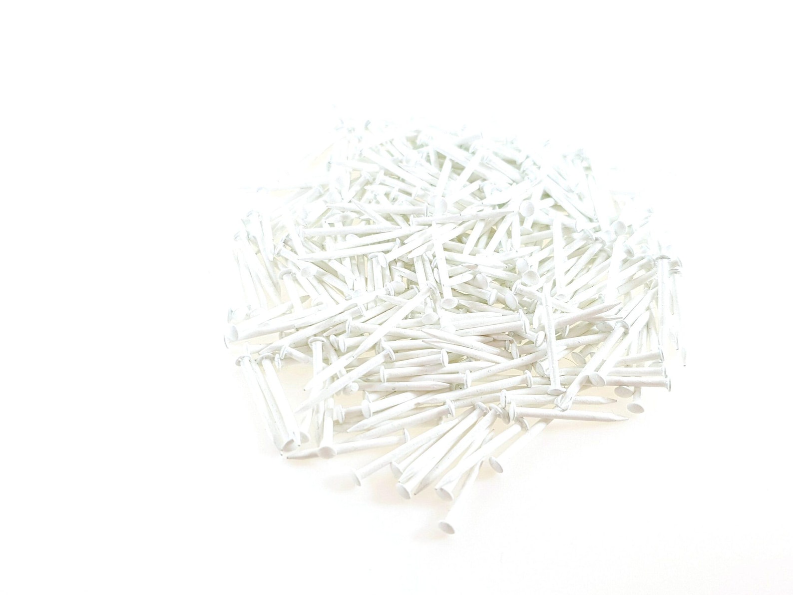 1000pcs WHITE Nails #18 X 1/2"- 3/4" (1,2x13-20mm) Escutcheon Pins ...