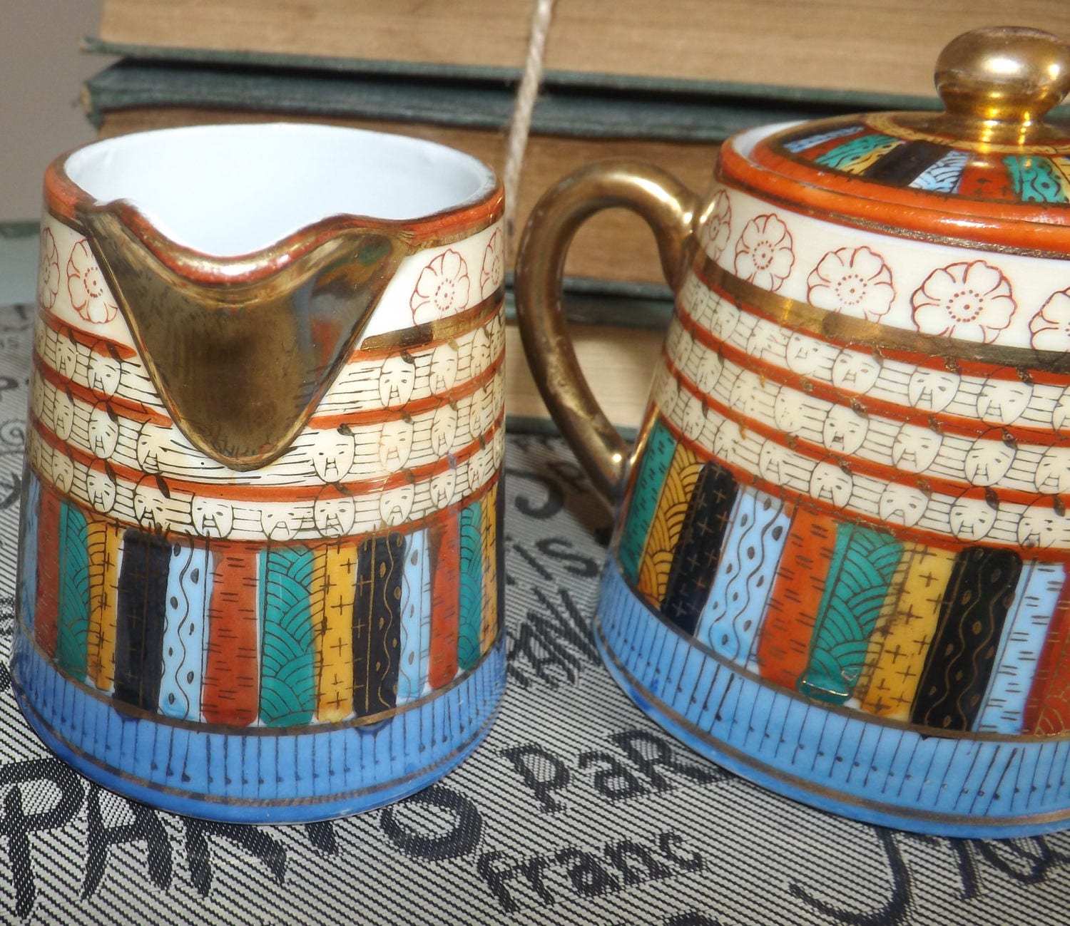 Mid-century (1950s) Thousand Faces pattern creamer and covered sugar ...