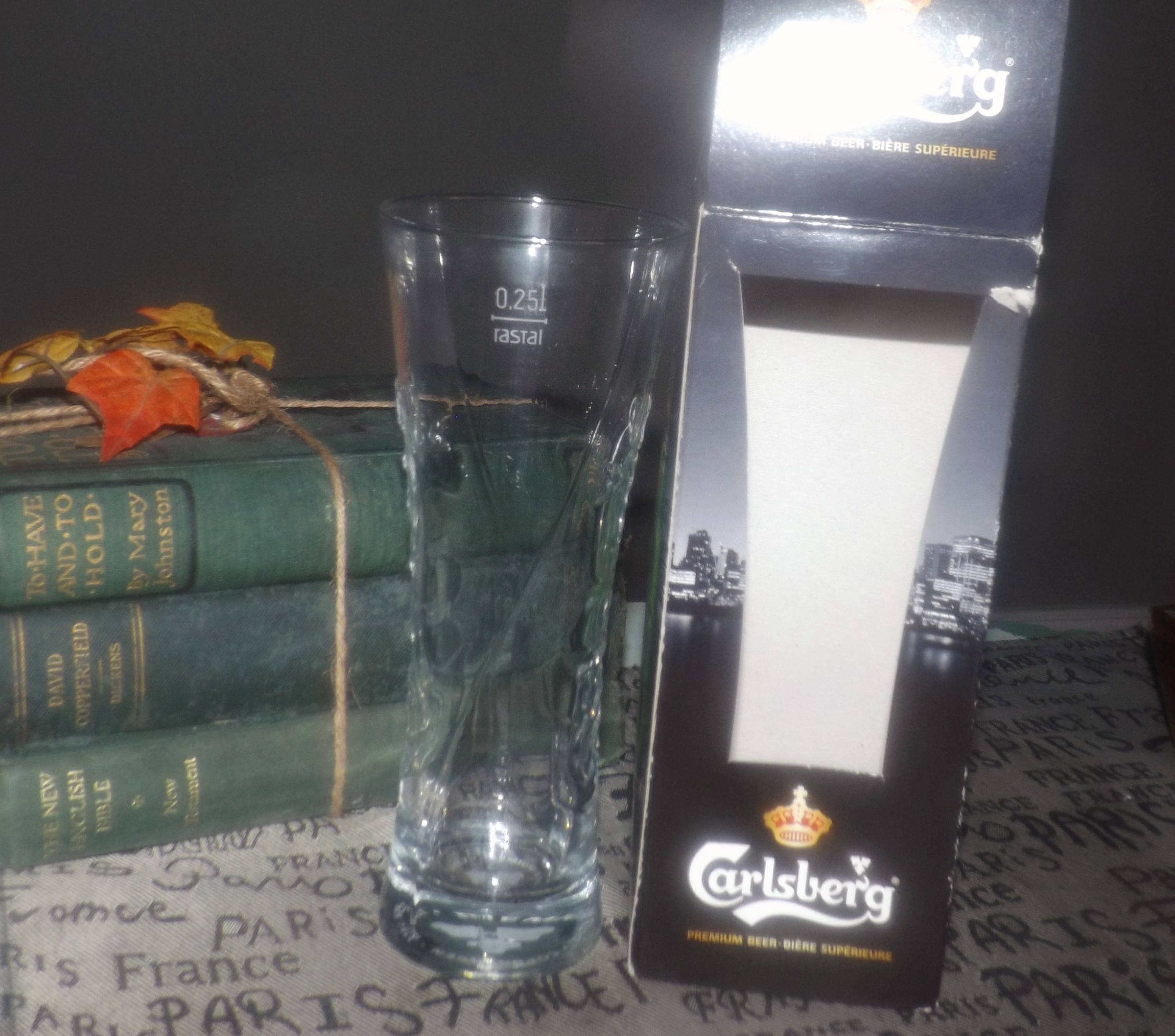 Vintage Carlsberg half-pint | sampler beer glass. Raised Carlsberg logo ...