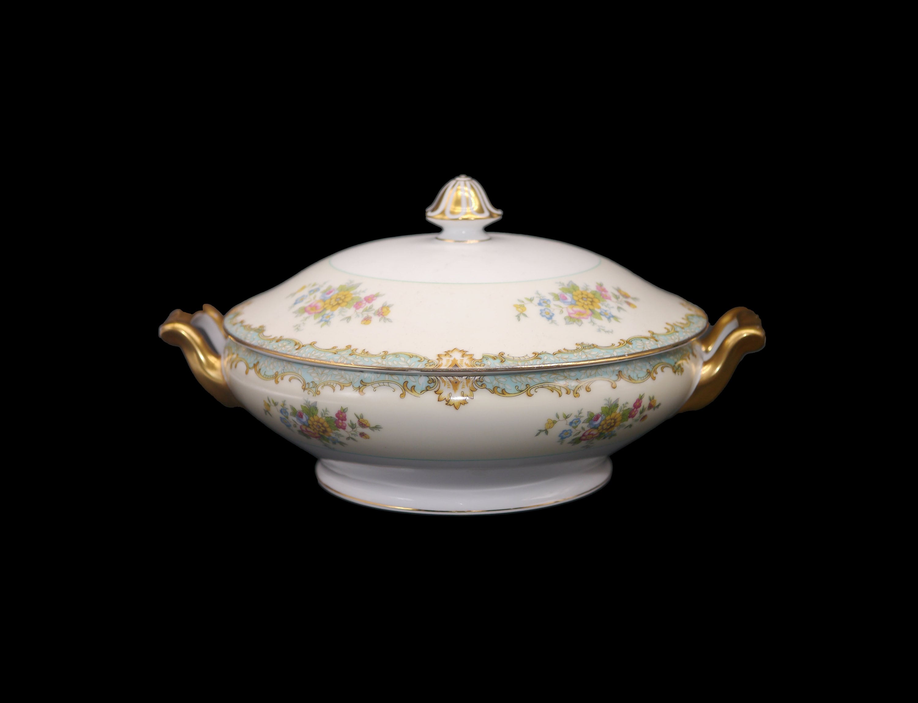 Noritake hand-painted Nippon Lanare round covered vegetable serving ...
