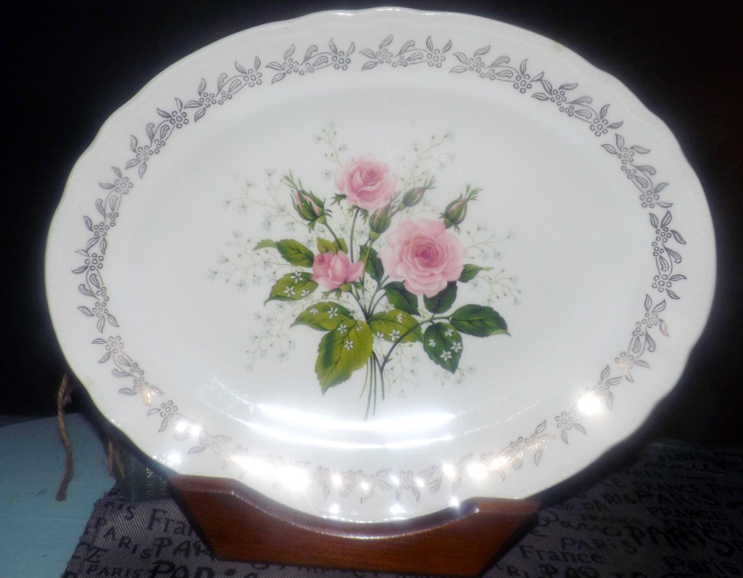 Mid-century (1950s) Sovereign Potters Jubilee Rose 1212-54 oval ...