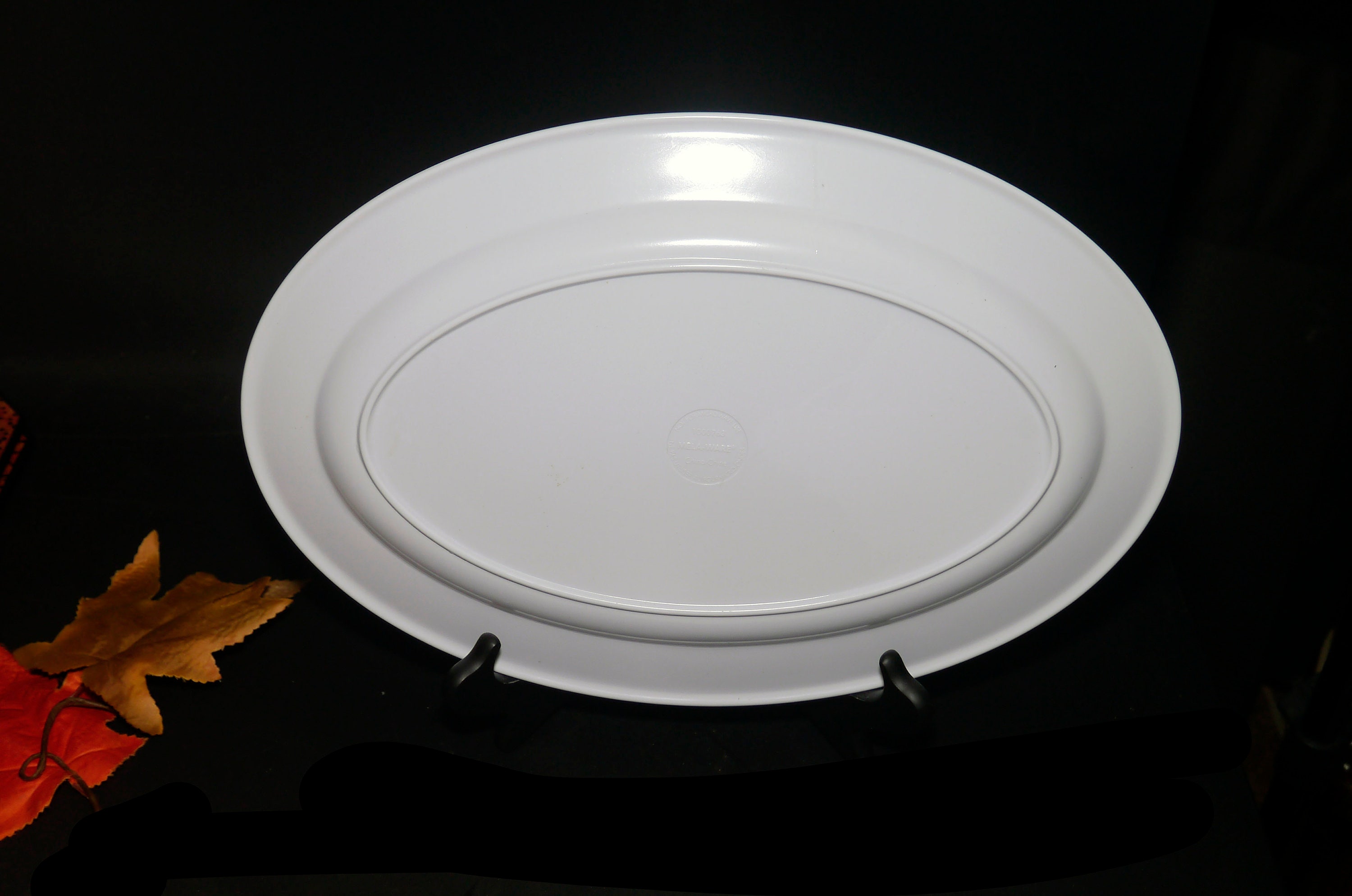 Six Melaware flower power melamine burger or vegetable platters ...