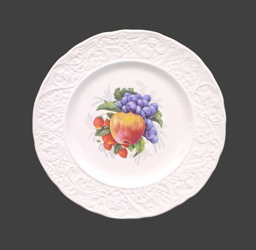 Vintage Simpsons Potters Luncheon Plate: Peach & Berries, Embossed Rim ...