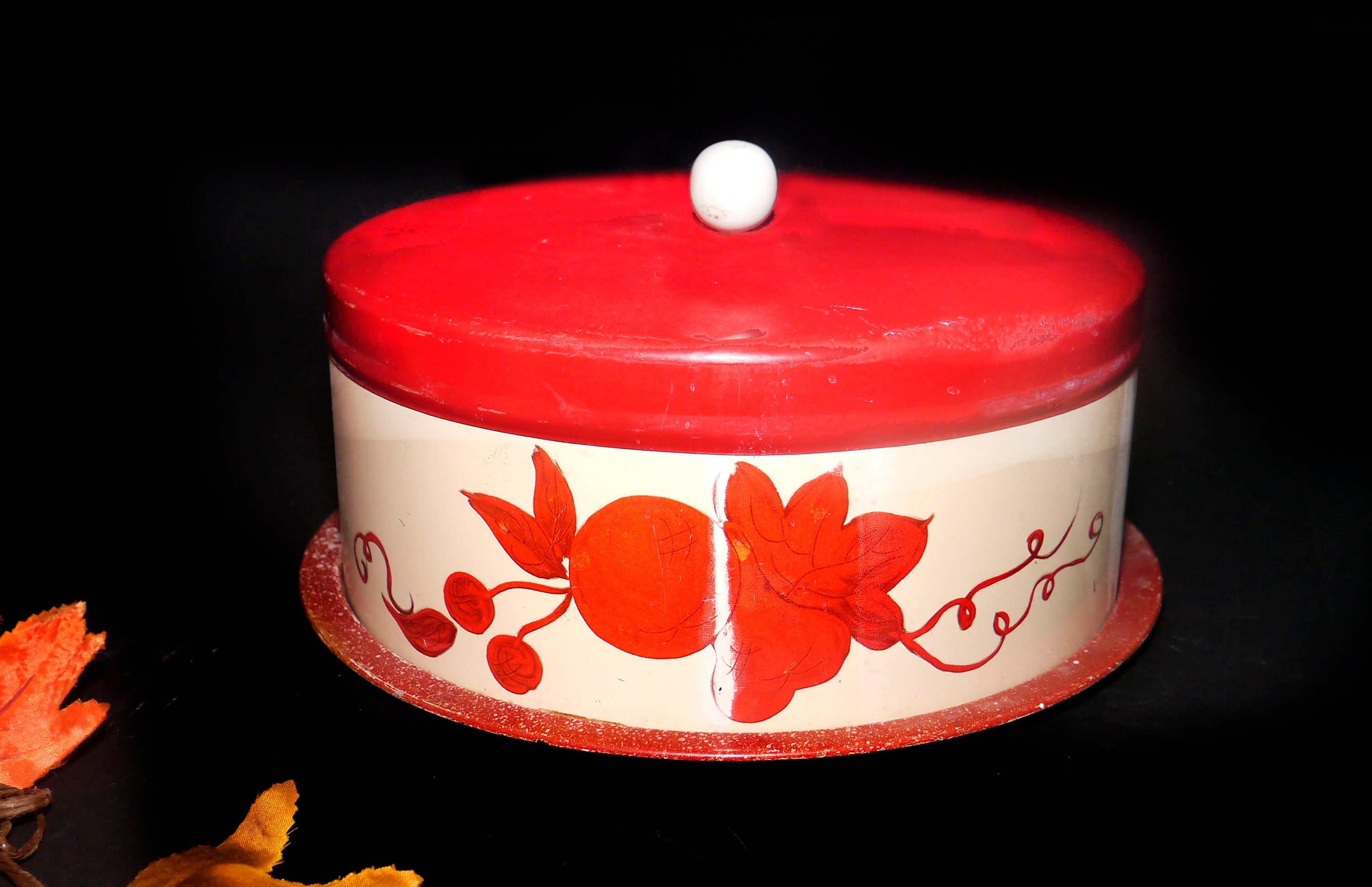 Mid century National Can Corporation | NC Colorware metal cake keeper ...