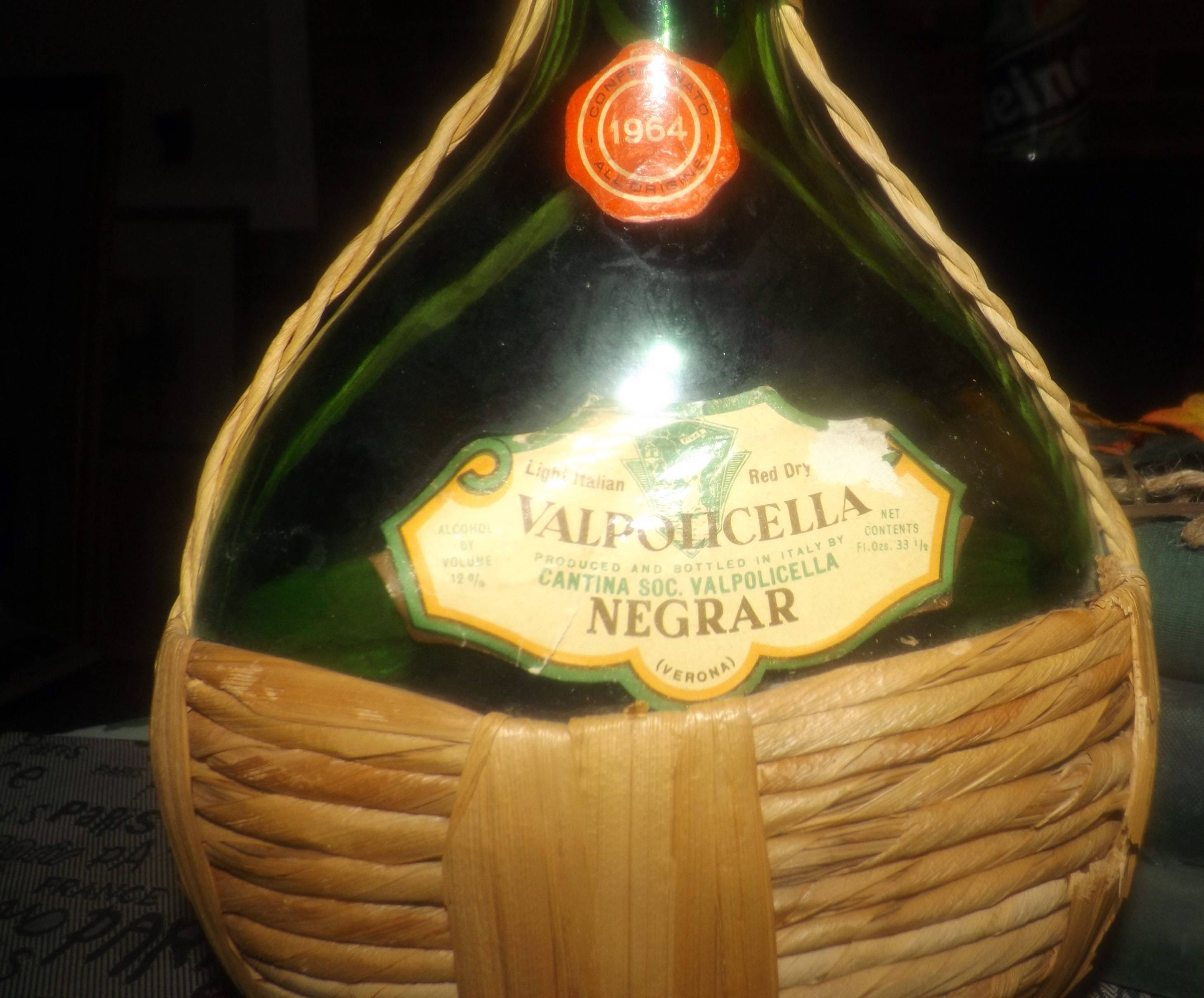 Vintage (1964) Valpolicella Negrar fiasco bottle. Original labels and ...