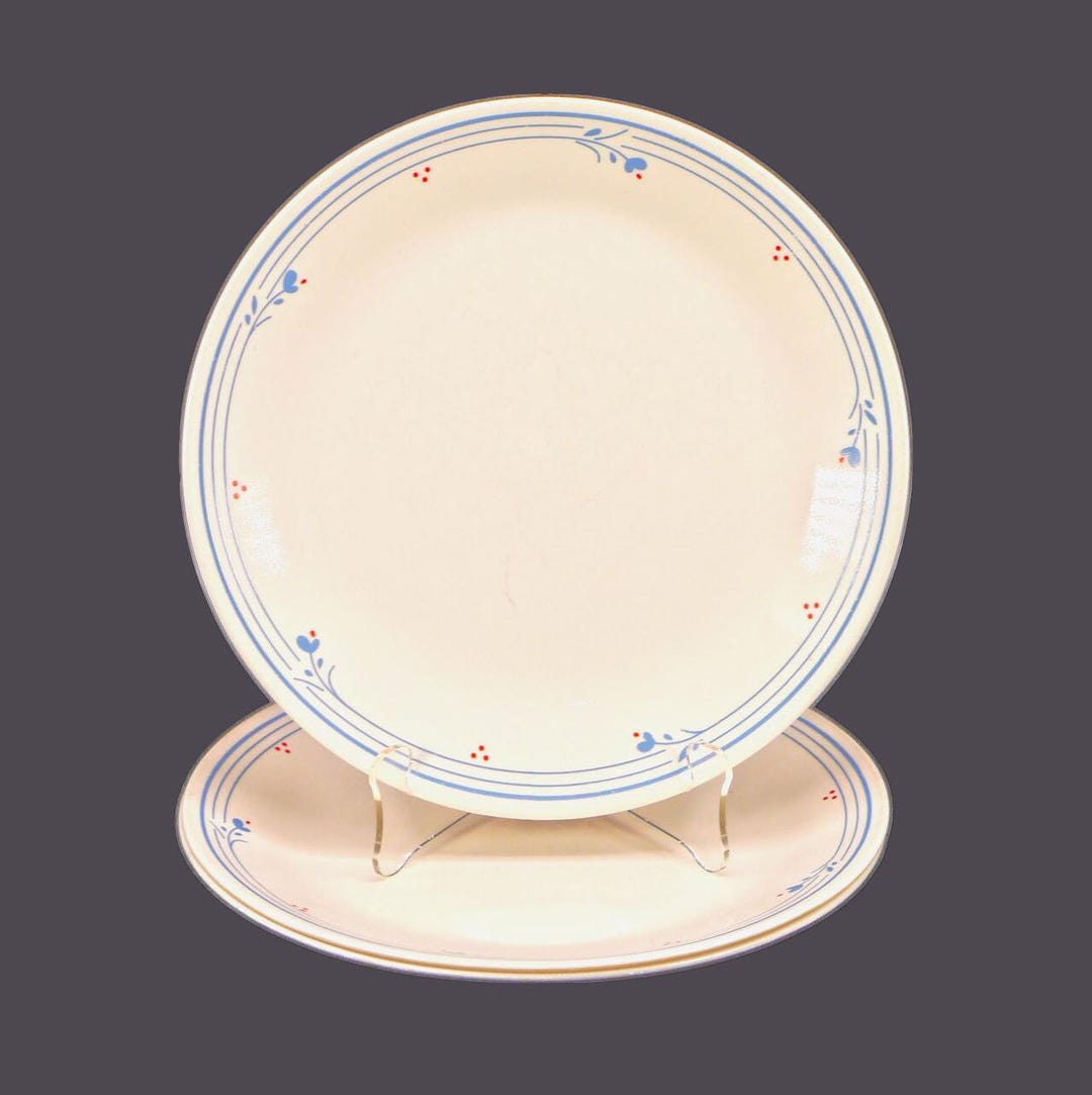 Vintage Corelle Corningware Country Violets Dinner Plates Made in USA ...