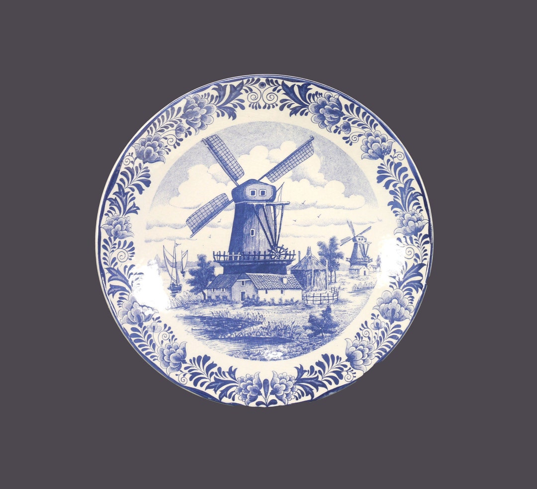 Delfts Blauw Chemkefa, Large Hand-painted Blue-and-white Wall Plate ... Delfts Blauw Chemkefa, Large Hand-painted Blue-and-white Wall Plate ...