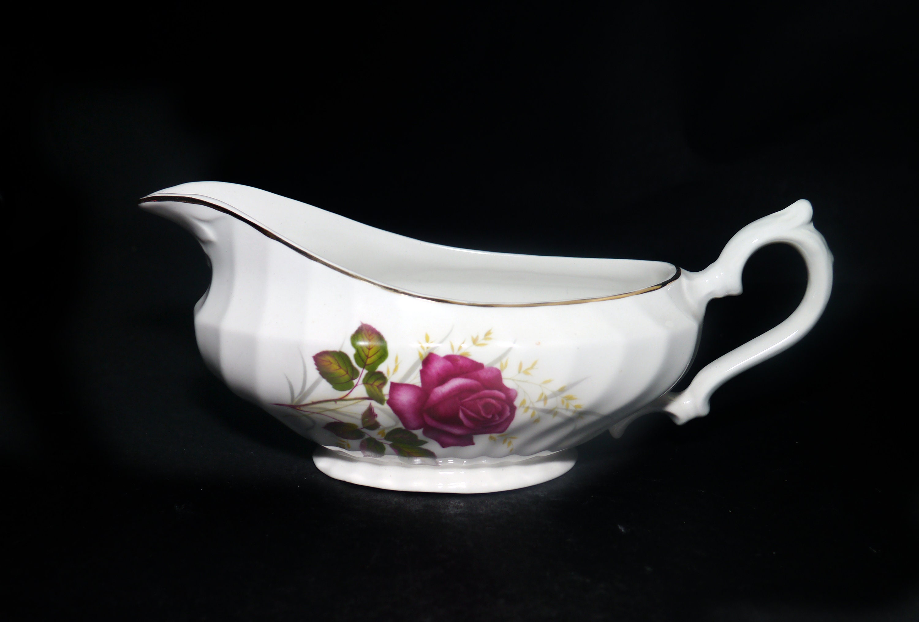 Vintage (1960s) Myott & Sons | Myott Anniversary Rose gravy | sauce ...
