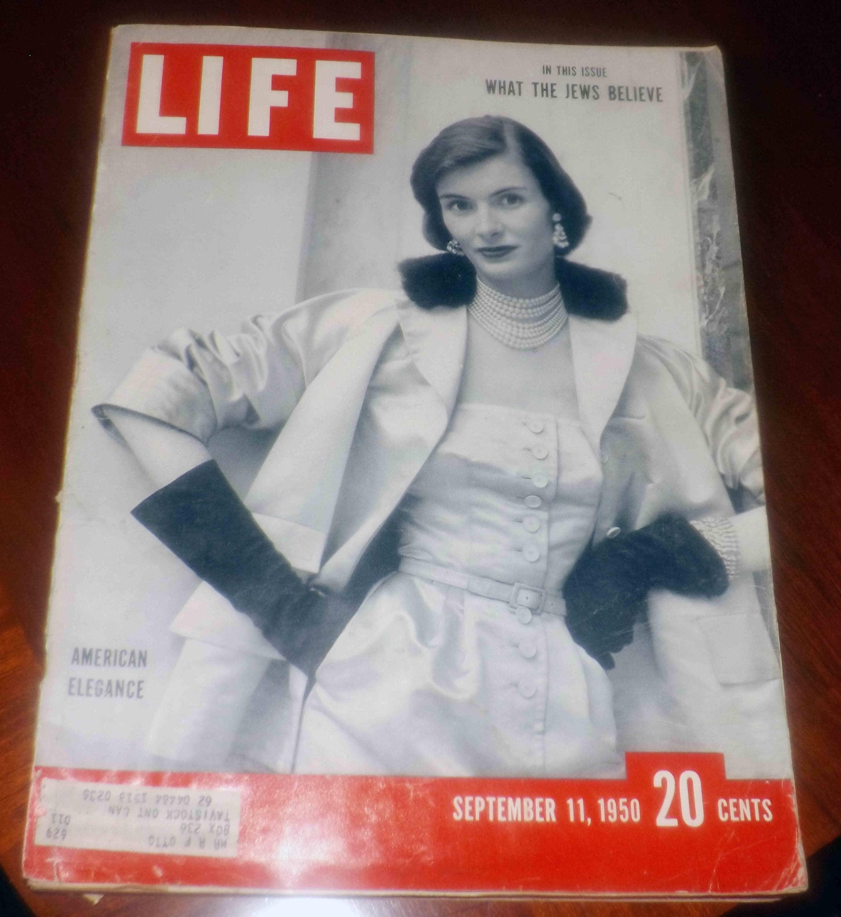 Mid-century (September 11, 1950) Life Magazine. Black-and-white cover ...