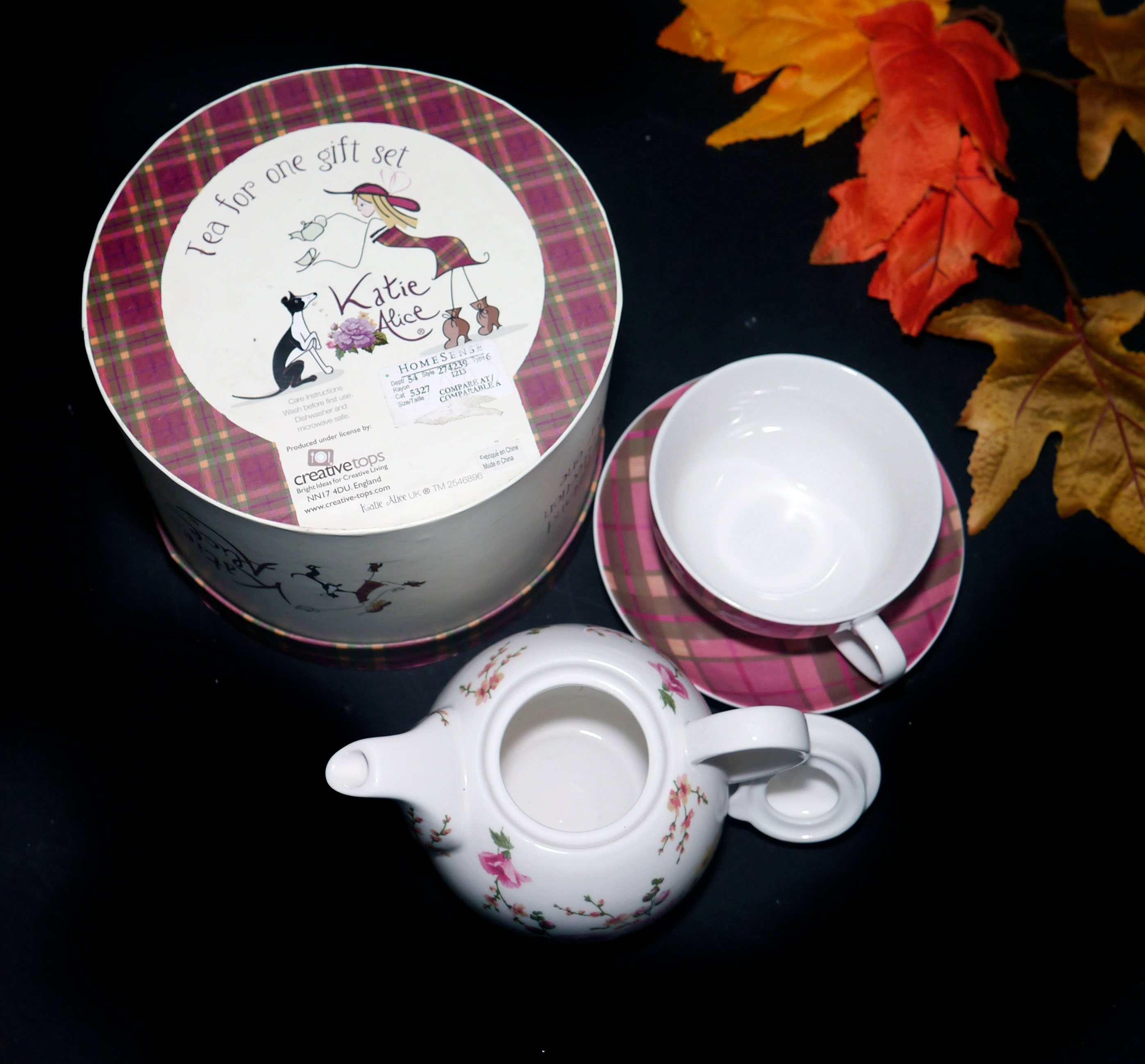 Katie Alice Highland Fling Tea-for-One gift set. Teapot, lid, stackable ...