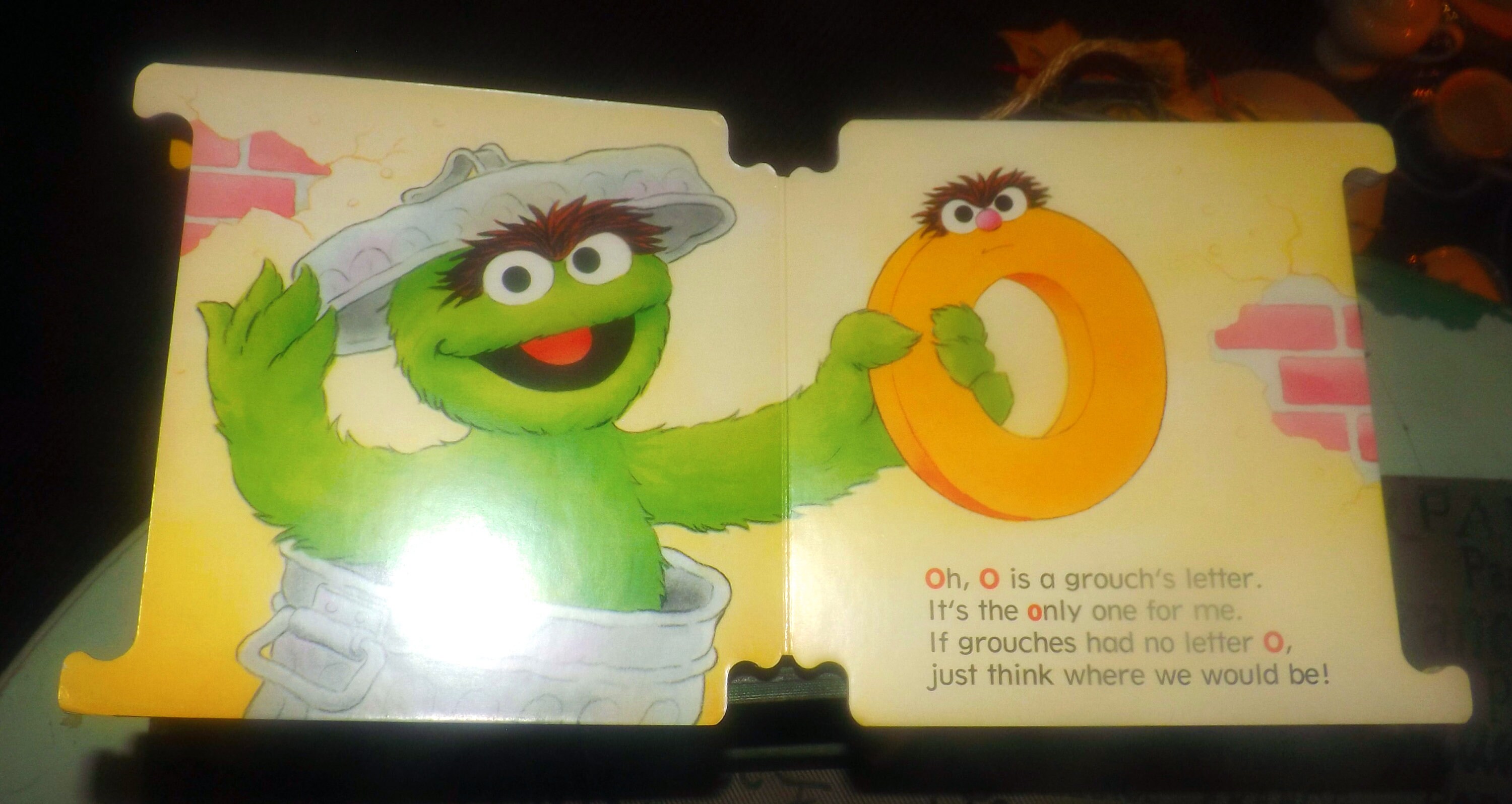 Vintage (1997) Sesame Street Letter O Interlocking book. ABCs Muppets ...