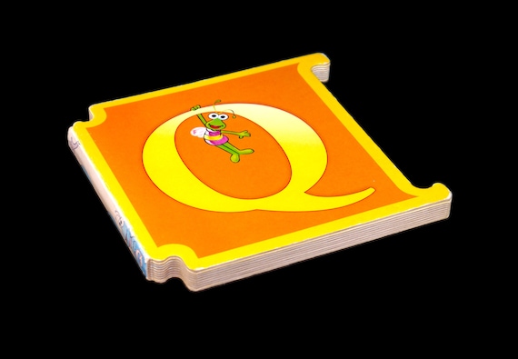Sesame Street Letter Q: the Quiz Show Hard-cover Interlocking - Etsy Canada